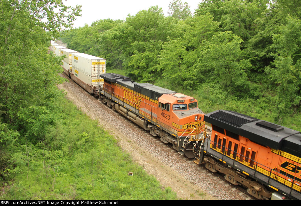 BNSF 4023